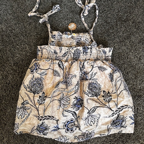 C&C California | Tops | Cc California Beige And Black Patterned Top ...